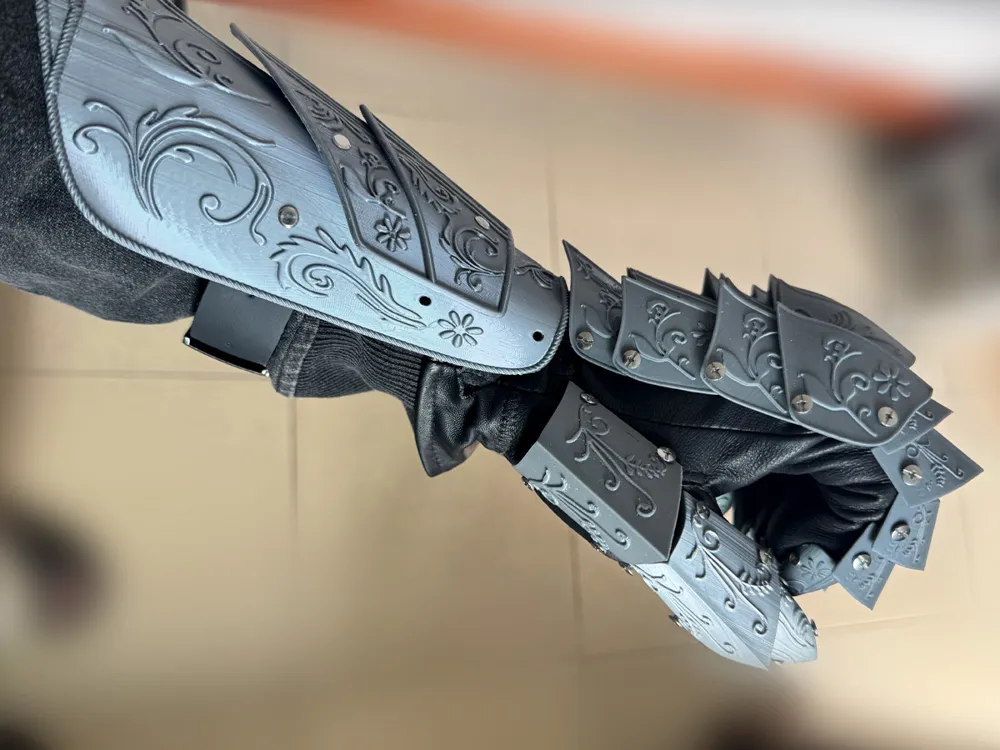 Medieval Gothic Gauntlet Wearable High Flexibility by akesong ...