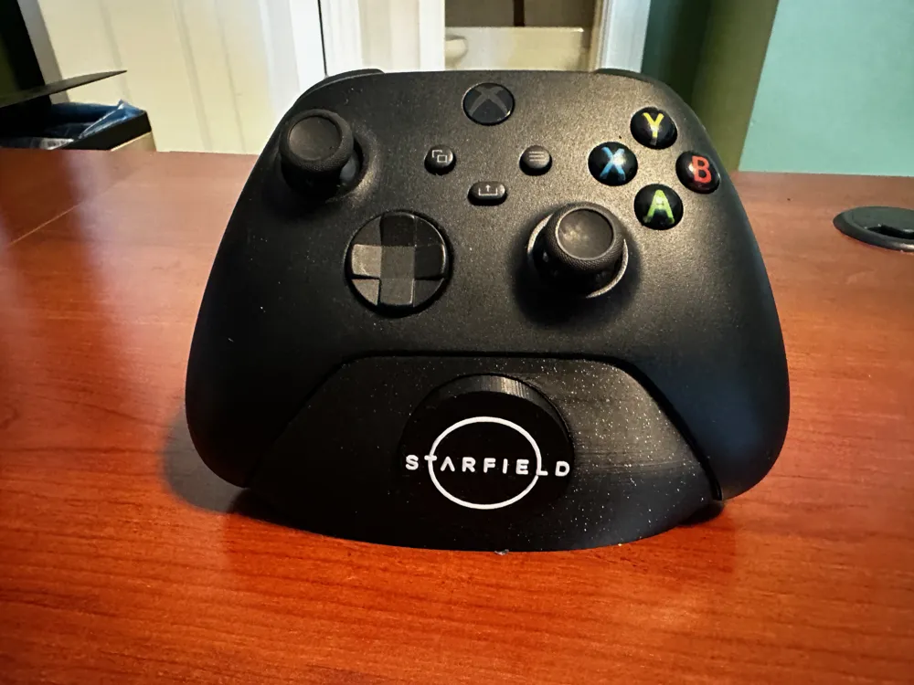 Controller Stand Badge System - Free 3D Print Model - MakerWorld