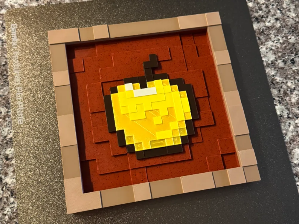 Gold / Red Apple - Minecraft Item Frame by jongoodfellerMakerWorld ...