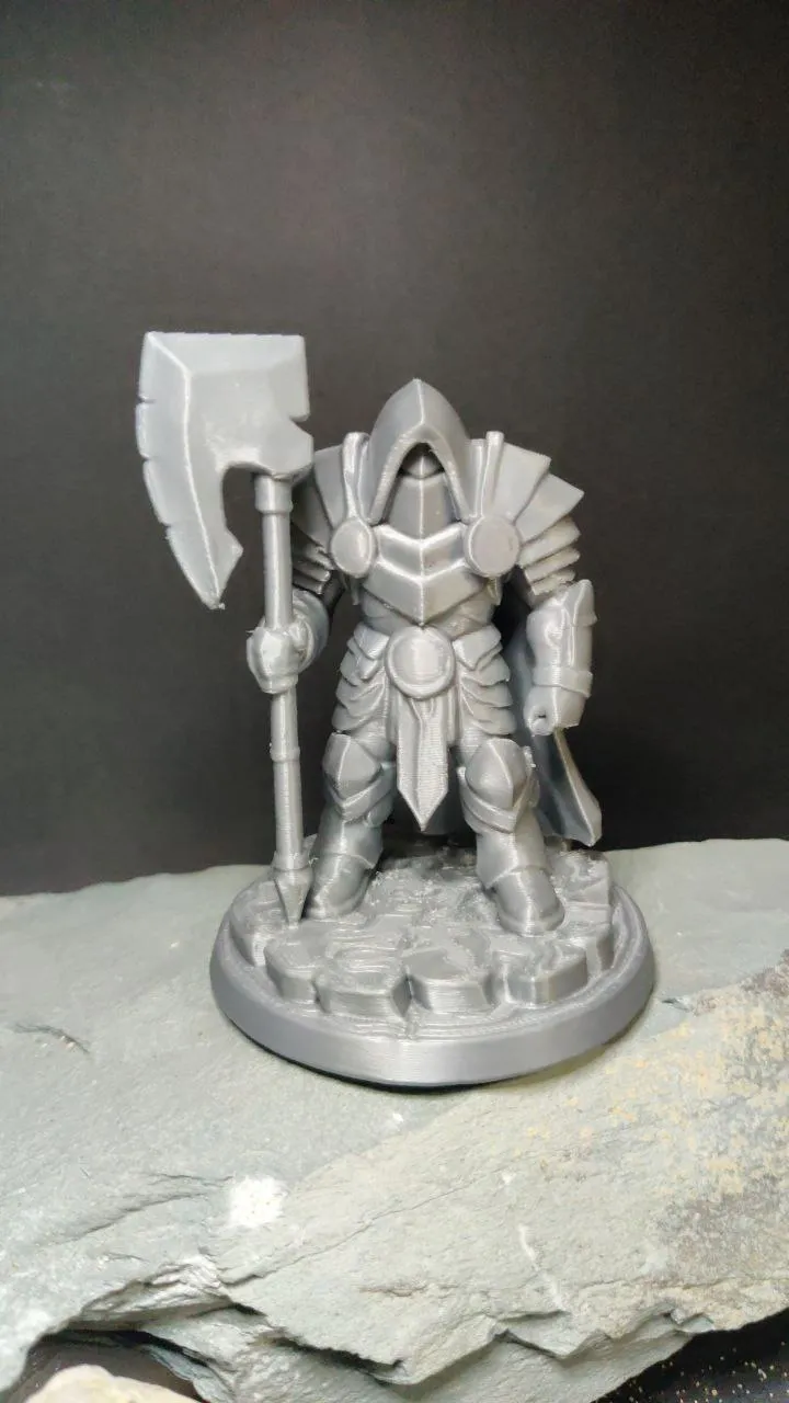 The Hammer Knight by Varvatos MakerWorld: Download Free 3D Models