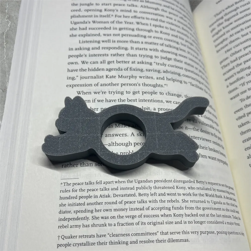 Book cat page holder by Korek MakerWorld: Download Free 3D Models