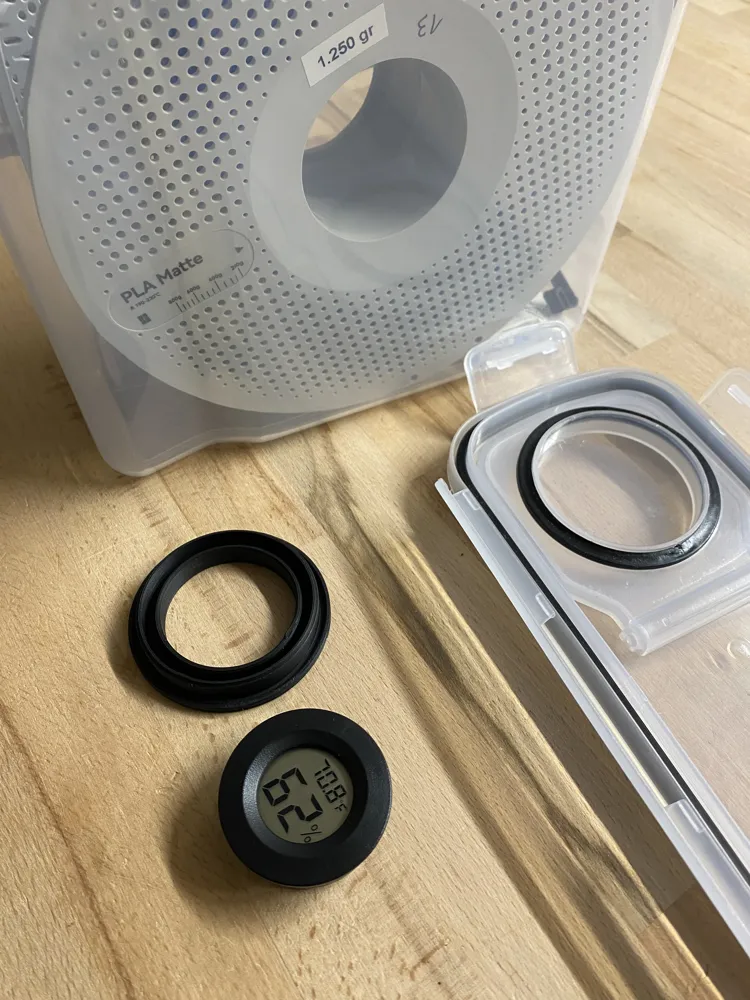 Hygrometer holder for 4L cereal storage containers - Free 3D Print ...