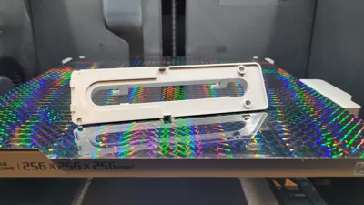 P1S Screen Mount - Flat by kmdesignslinn - MakerWorld