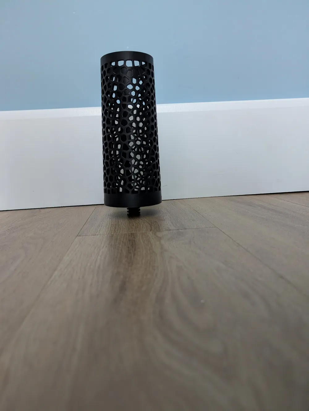 Knee Sleeve Drying Rack/Holder Wall Mount - Free 3D Print Model ...