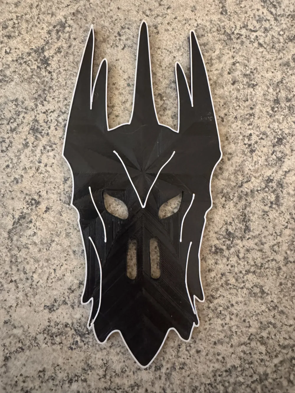 Sauron's Crest - Emblem of Sauron by FlavioMakerWorld: Download Free 3D ...