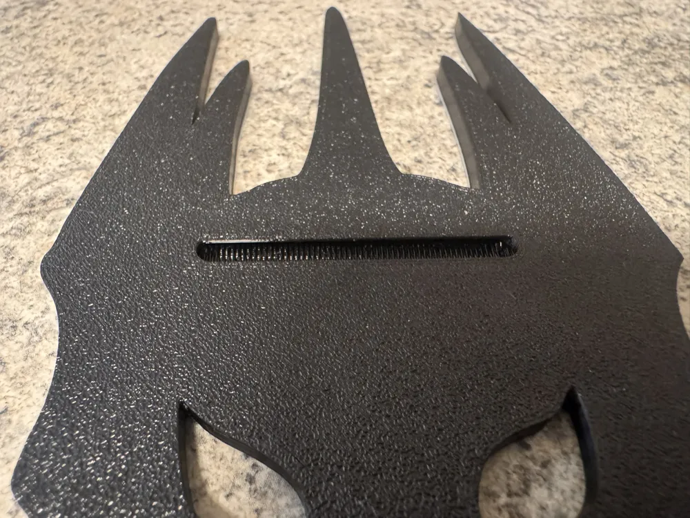 Sauron's Crest - Emblem of Sauron by FlavioMakerWorld: Download Free 3D ...