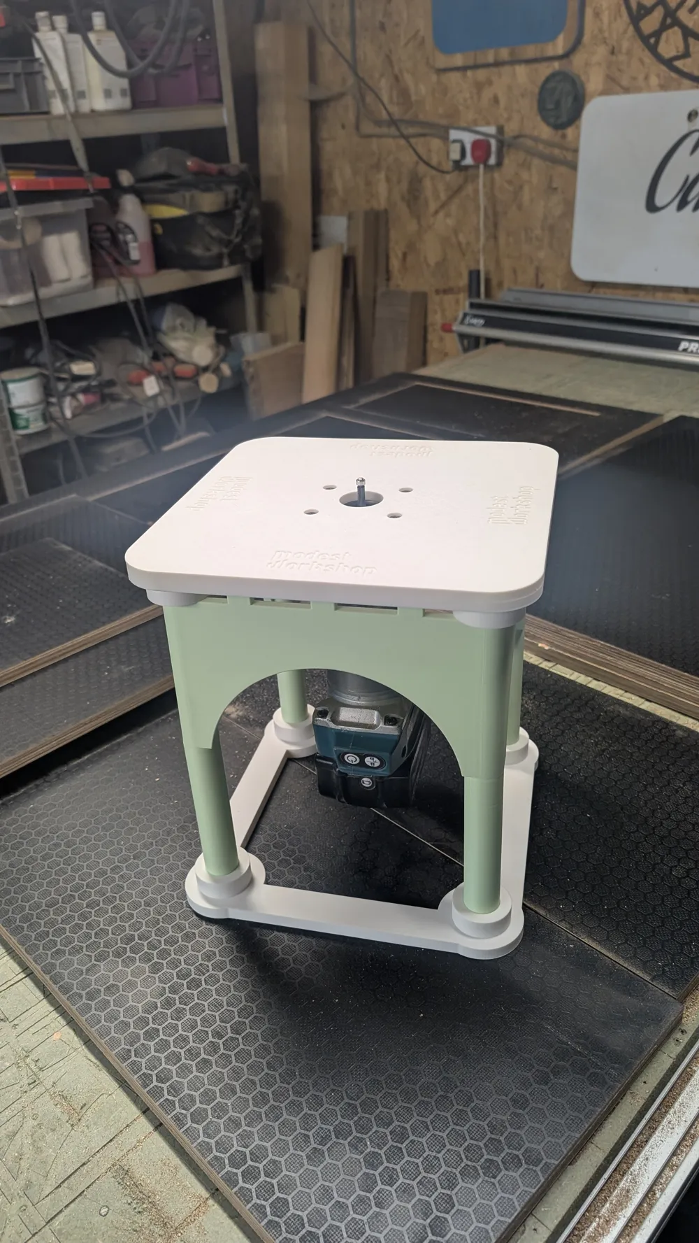 Makita / Katsu palm router table mod by modest.workshop MakerWorld ...