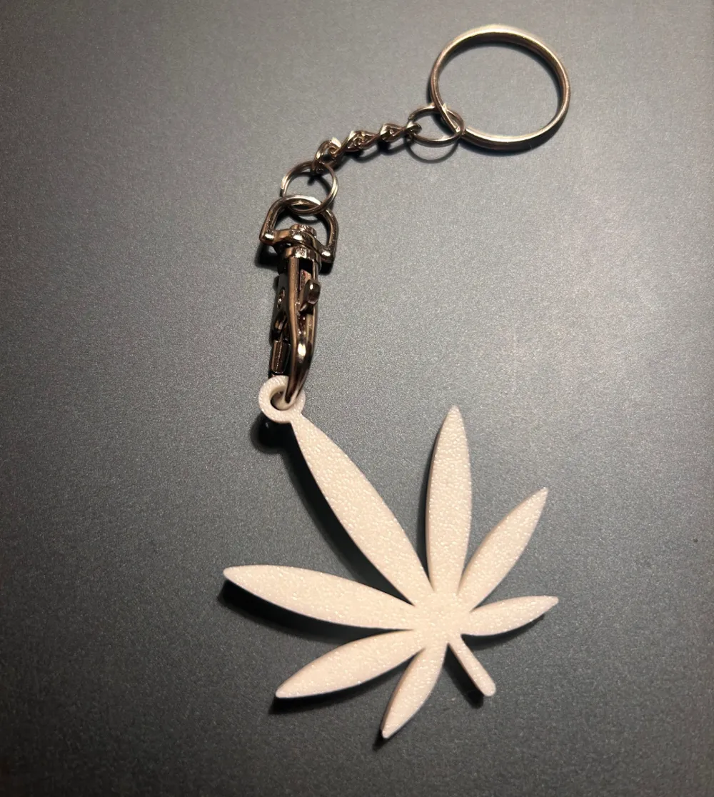 Keychain / Cannabis Leaf by MacMarco - MakerWorld