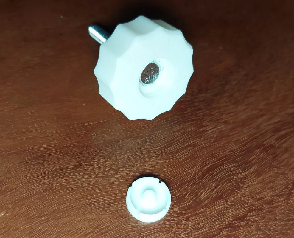 Knobs for M4 & M5 with caps over nut/bolt head by DeeuuTee MakerWorld ...