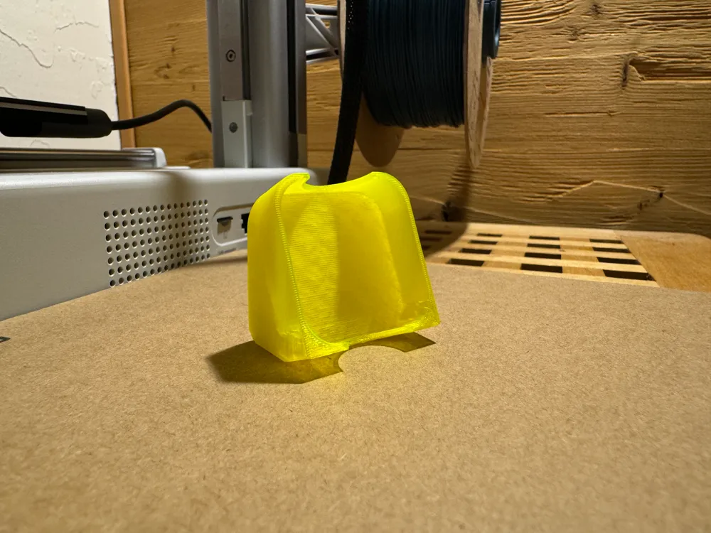 Aqara temperature sensor stand - Free 3D Print Model - MakerWorld