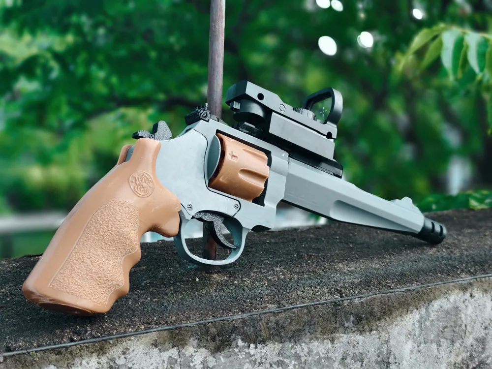 Smith & Wesson 500 Magnum Giant Revolver Fidget by 补补觉去 MakerWorld ...