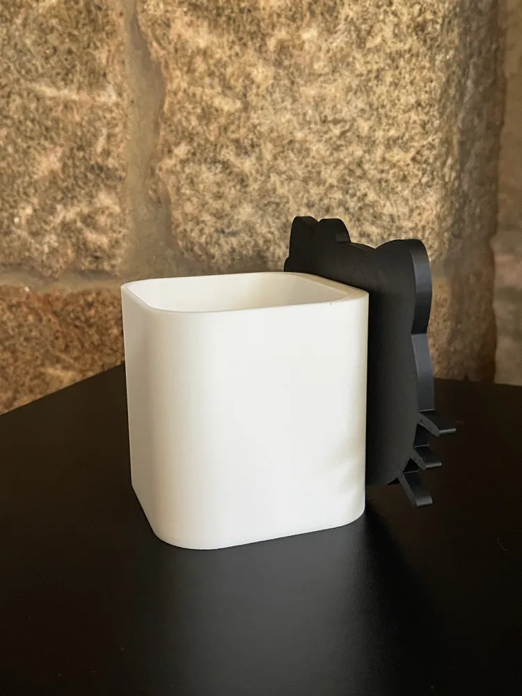 Pen Holder Hello Kitty - Free 3D Print Model - MakerWorld