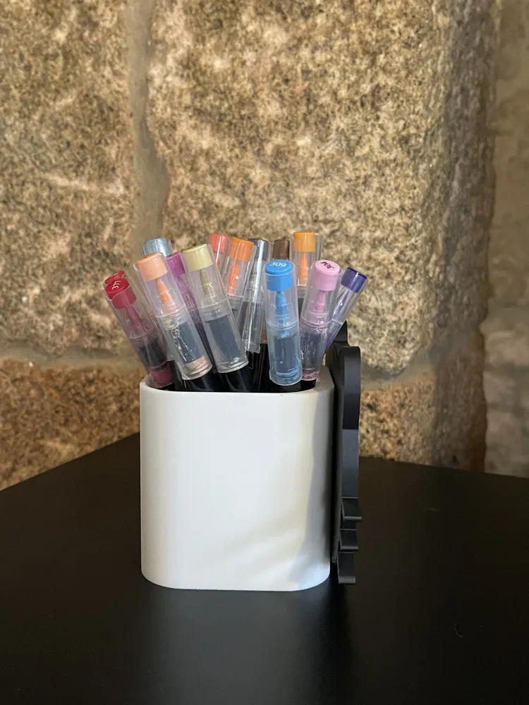 Pen Holder Hello Kitty - Free 3D Print Model - MakerWorld