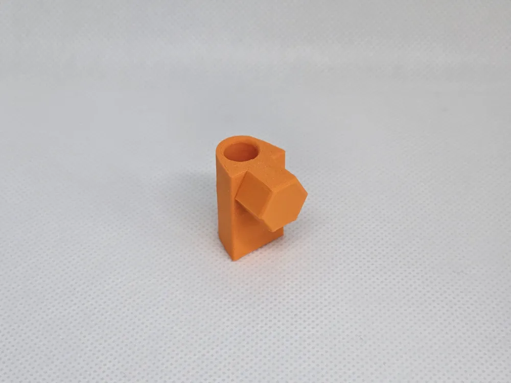 HSW scalpel holder (Honeycomb storage wall, knife holder) by BenniBiene ...