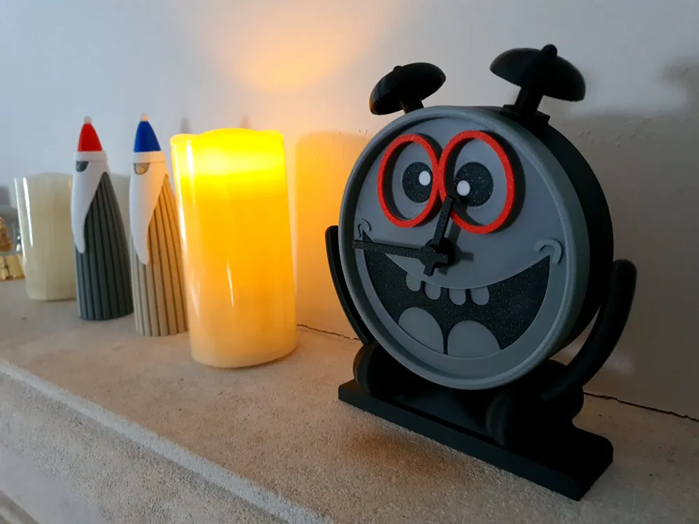 The "Happy Hour" Clock by McAbbe MakerWorld: Download Free 3D Models