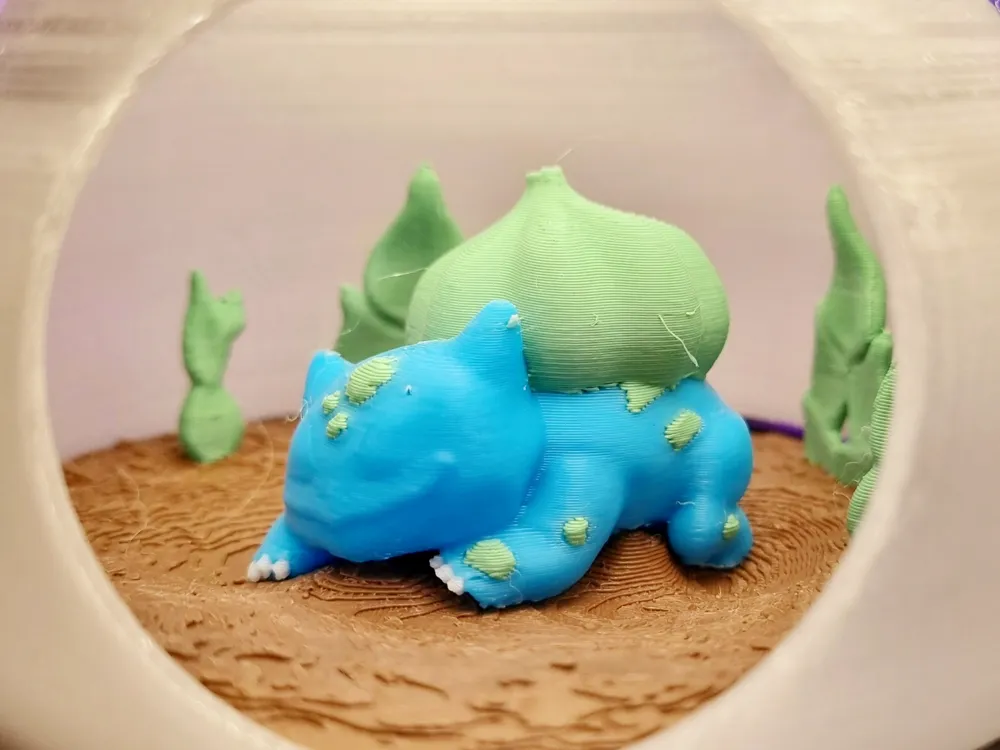 Miniature of a Bulbasaur inside a Terrario by Big Simi - MakerWorld