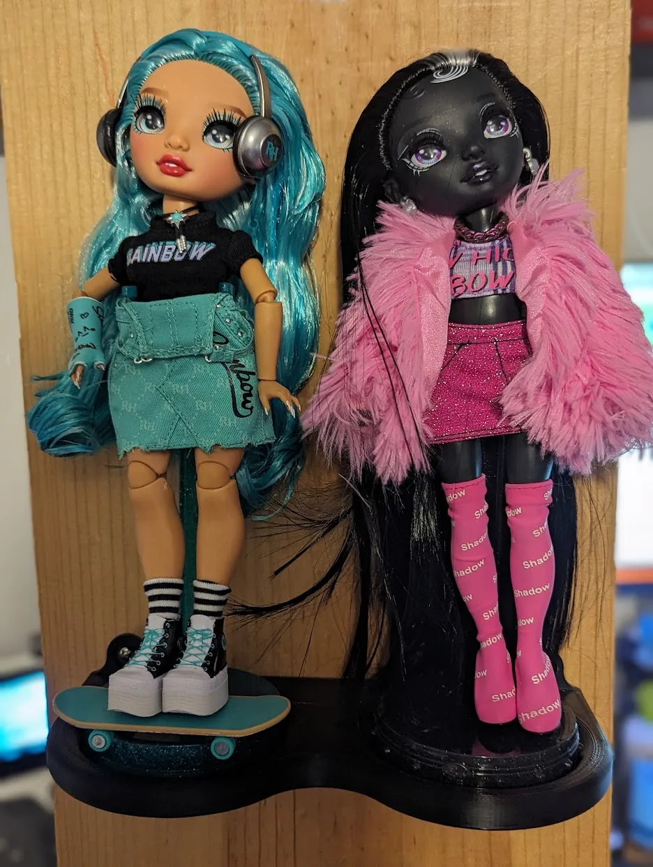 Rainbow/Shadow High Doll 2 OOB Doll Wall Mount - Free 3D Print Model ...