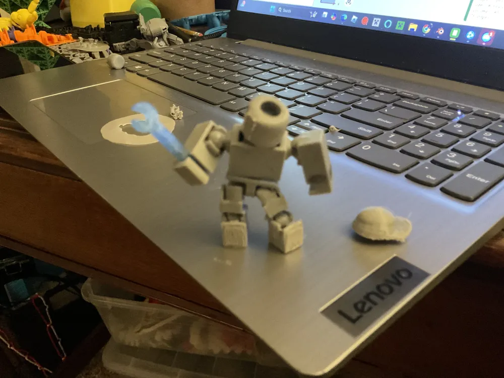 better hat system for my roblox figure by Bcool1313 MakerWorld ...