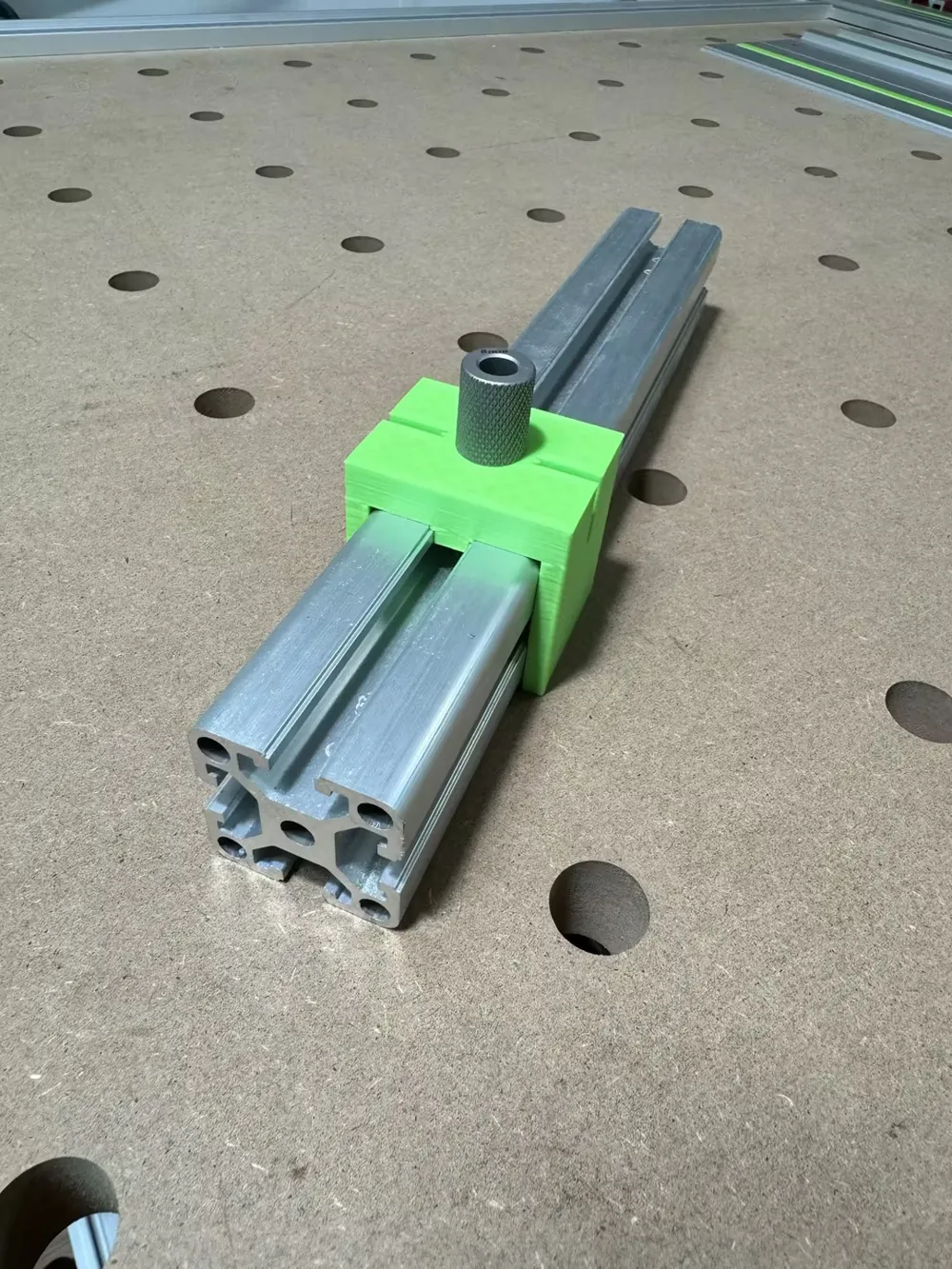 Drill Guide for Aluminium Profile by 一百 - MakerWorld