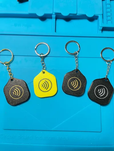 Social Media NFC Keychain by 3D-DIY MakerWorld: Download Free 3D Models