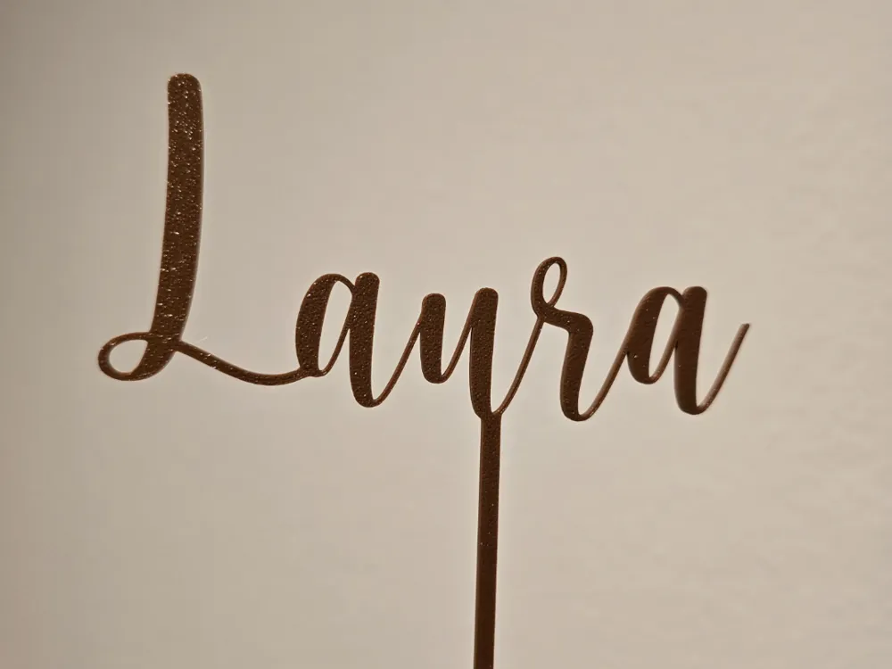 Cake Topper Laura - Free 3D Print Model - MakerWorld