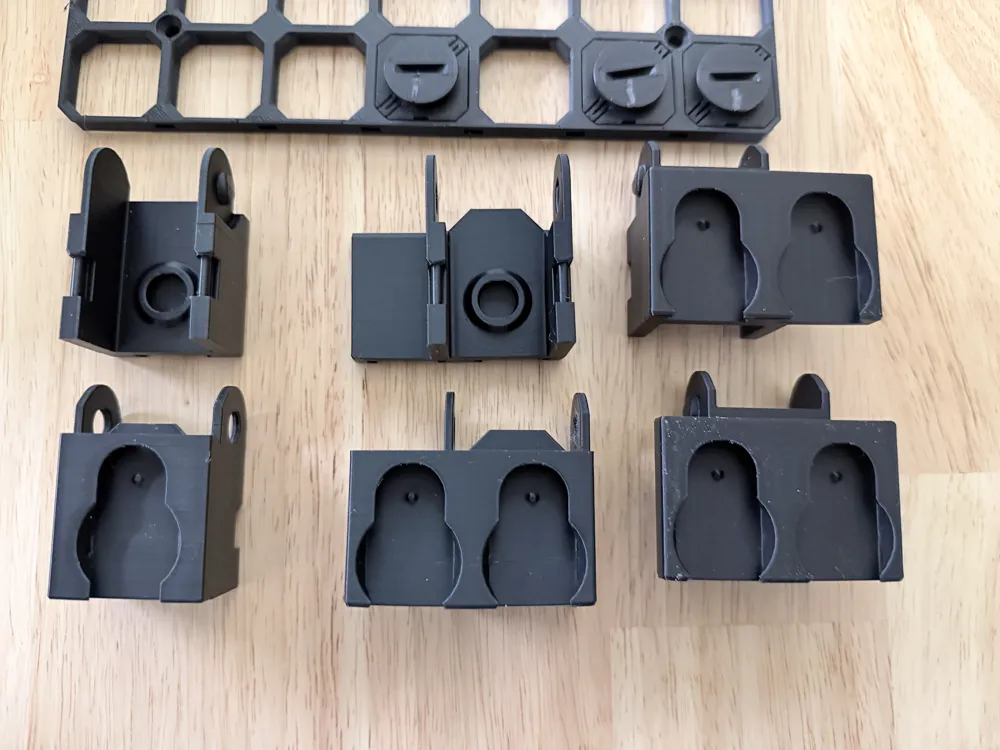 Opengrid for Magnetic Standing Desk Cable Chain - Free 3D Print Model ...