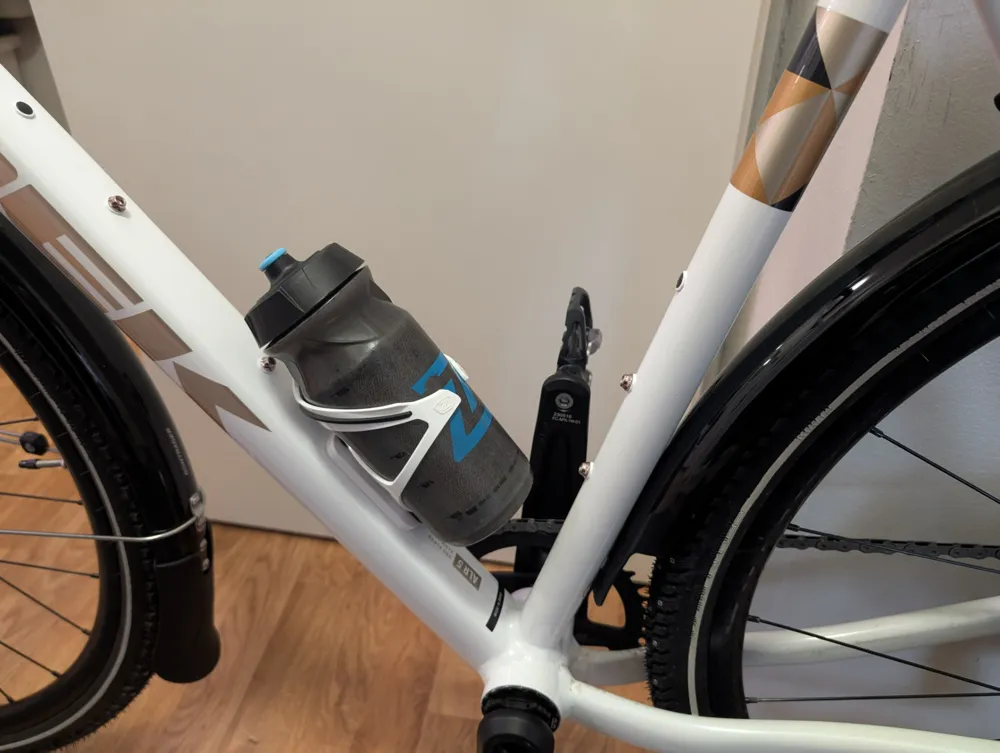 Pebblebee Tag bicycle mount by KisuArttu MakerWorld: Download Free 3D Models