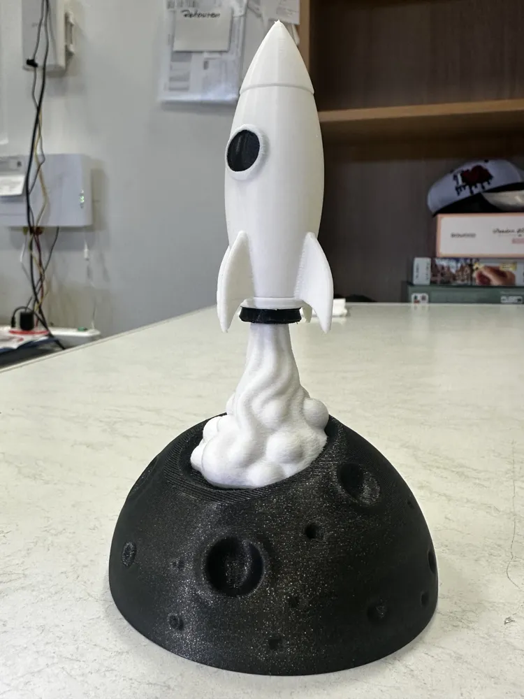 Minimalist Rocket Launching on Moon - Desk Display - Free 3D Print ...