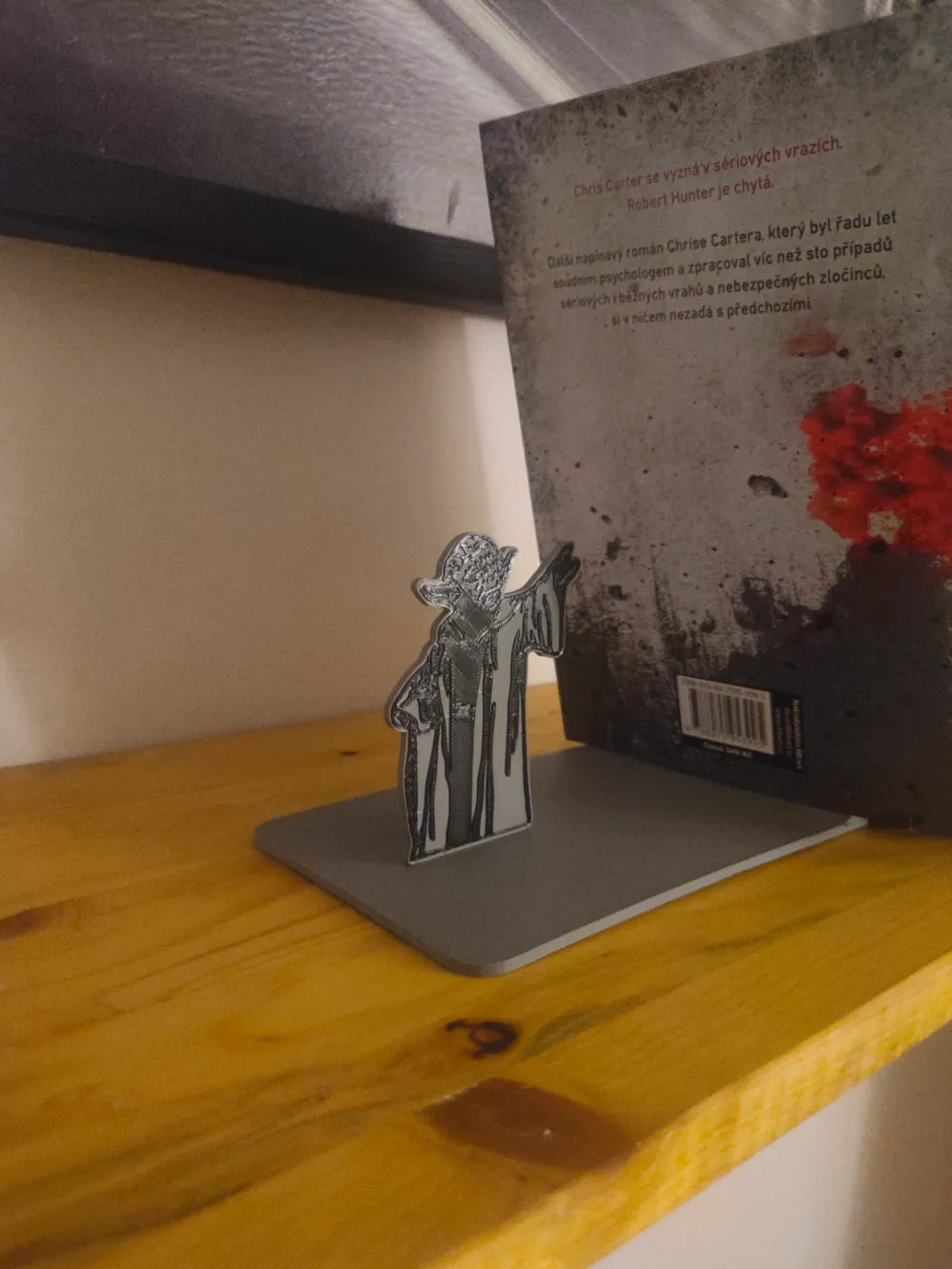 Yoda Book holder by Hrbecek - MakerWorld