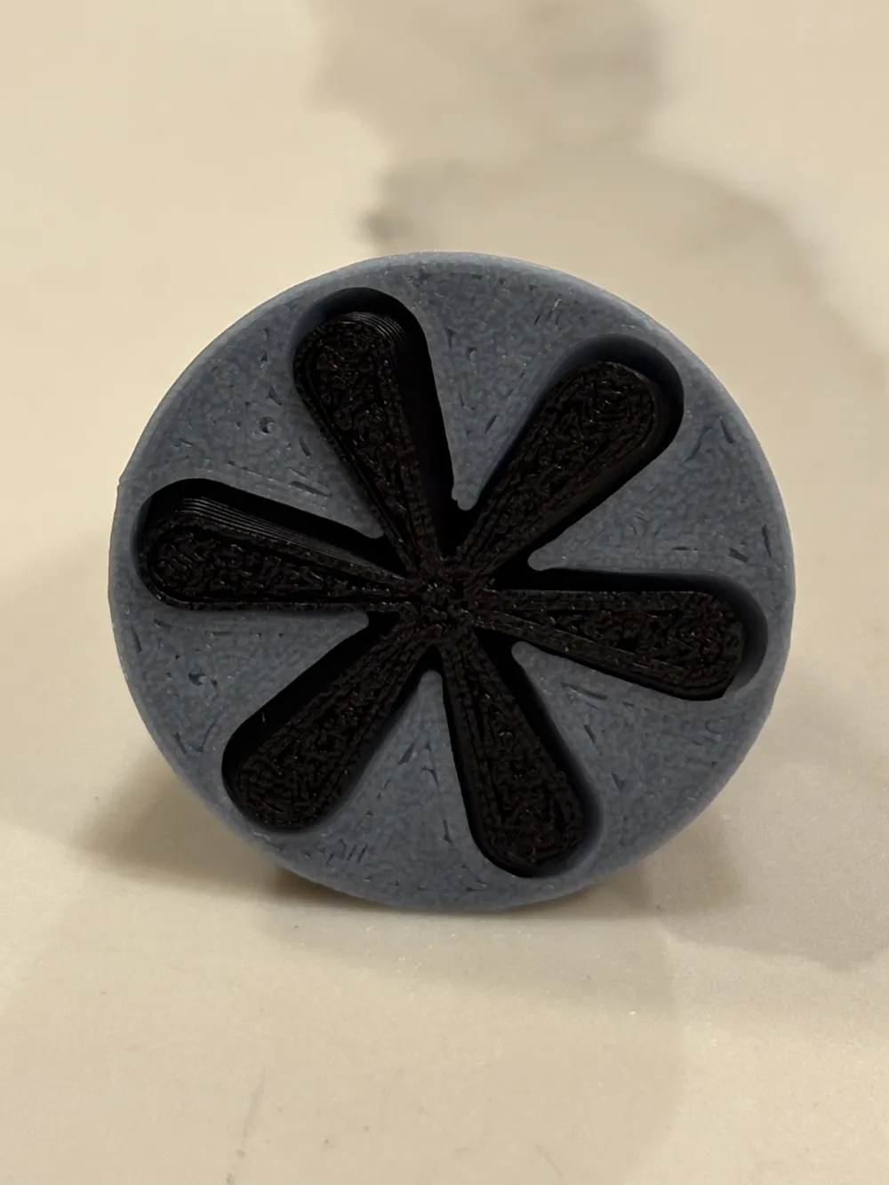 Simple Passthrough (V2) by Ethan J MakerWorld: Download Free 3D Models