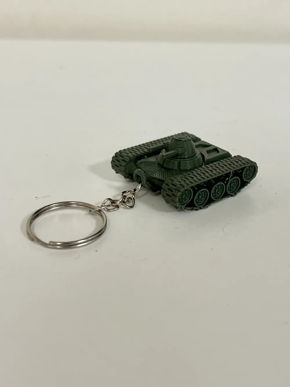 Tank keychain by 3Dthony - MakerWorld