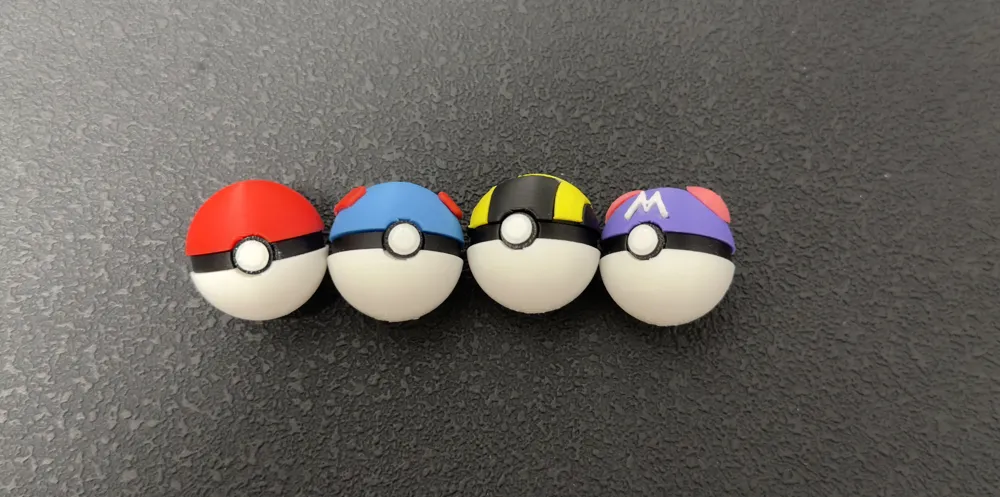 Pokeball gashapon machine and Pokeball gashapon (Please read the ...