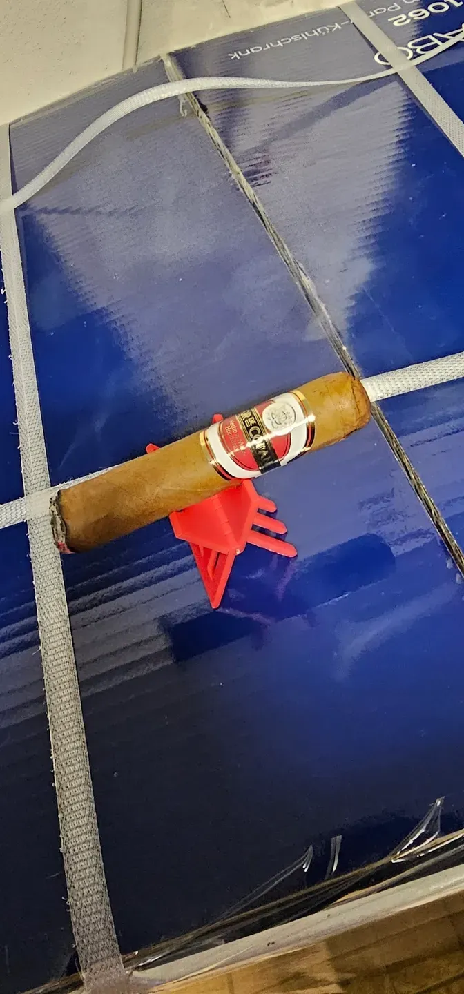Cigar Stand v2 by bernhard.haba MakerWorld: Download Free 3D Models