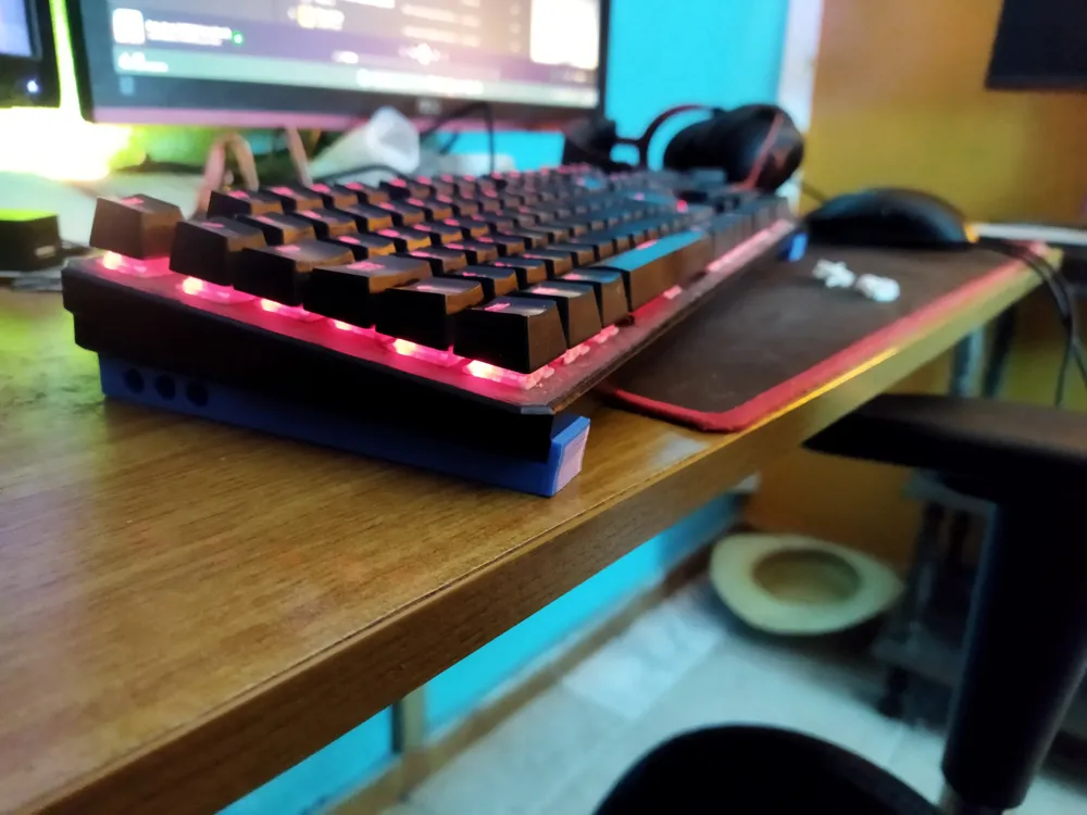 Low-Angle Keyboard Riser by MiguelJasus - MakerWorld
