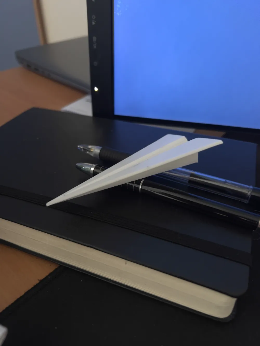 ORIGAMI PLANE PAPER WEIGHT by Tommoo - MakerWorld