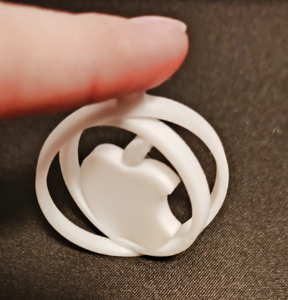 Spinning Apple Logo Keychain by mmgg - MakerWorld