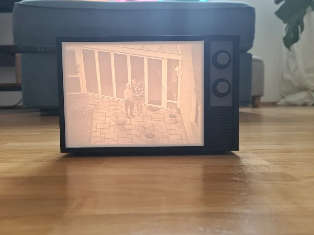 RetroTV Lithobox – Photo Lamp Vintage Television by Max_Models - MakerWorld