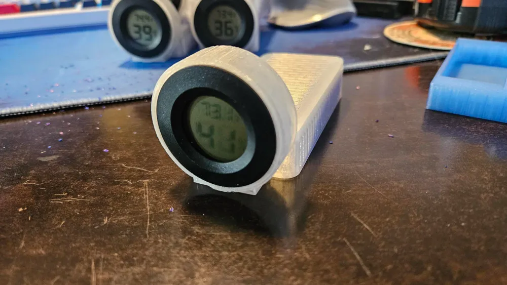 Desiccant & Hygrometer Holder for Spool Containers by Maker Dave ...