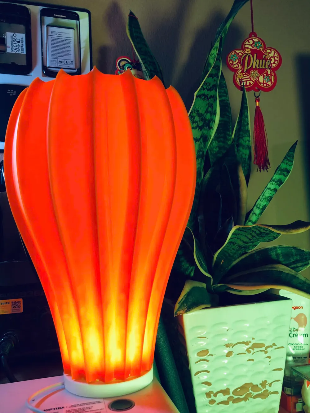 Chill Table Lamp - Free 3D Print Model - MakerWorld