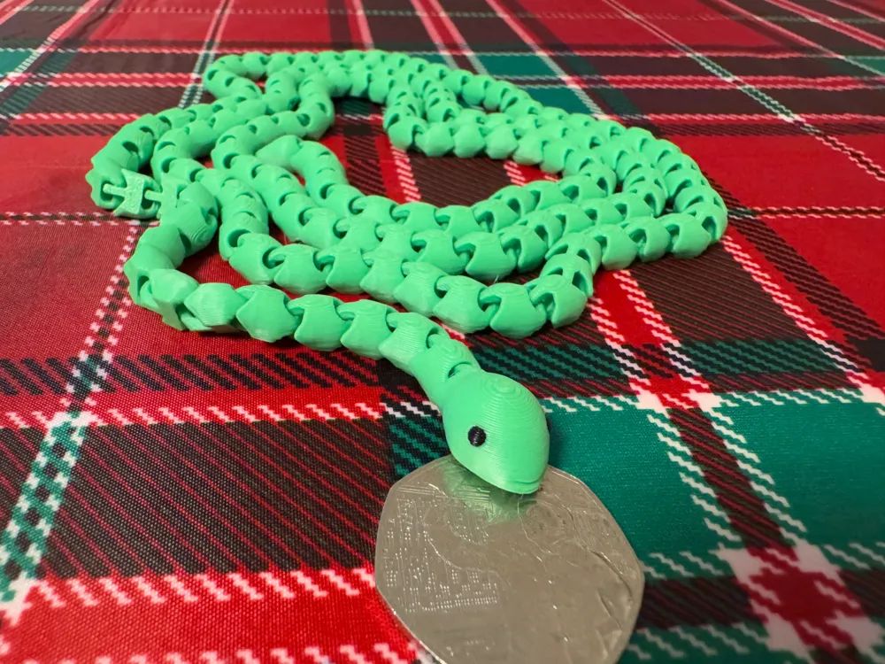 Tiny Flexi Snake 'As Long As It Gets One' by Paulies Prints MakerWorld ...