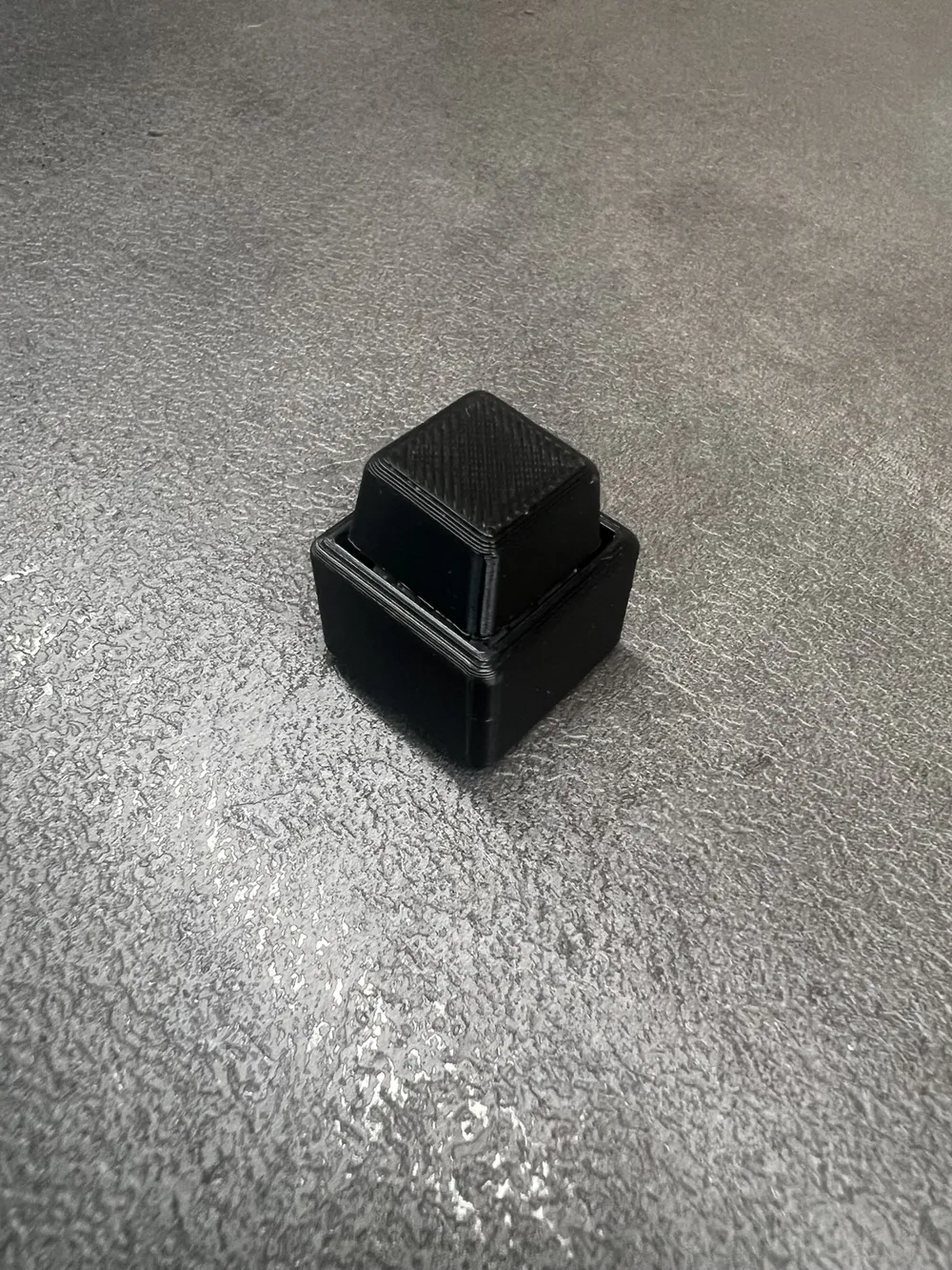 clicker simple - Free 3D Print Model - MakerWorld