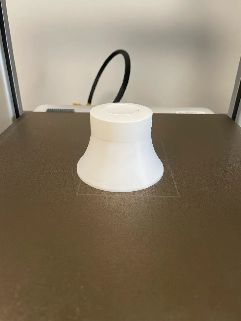 magnetic sonoff button stand by tetzuya84 - MakerWorld