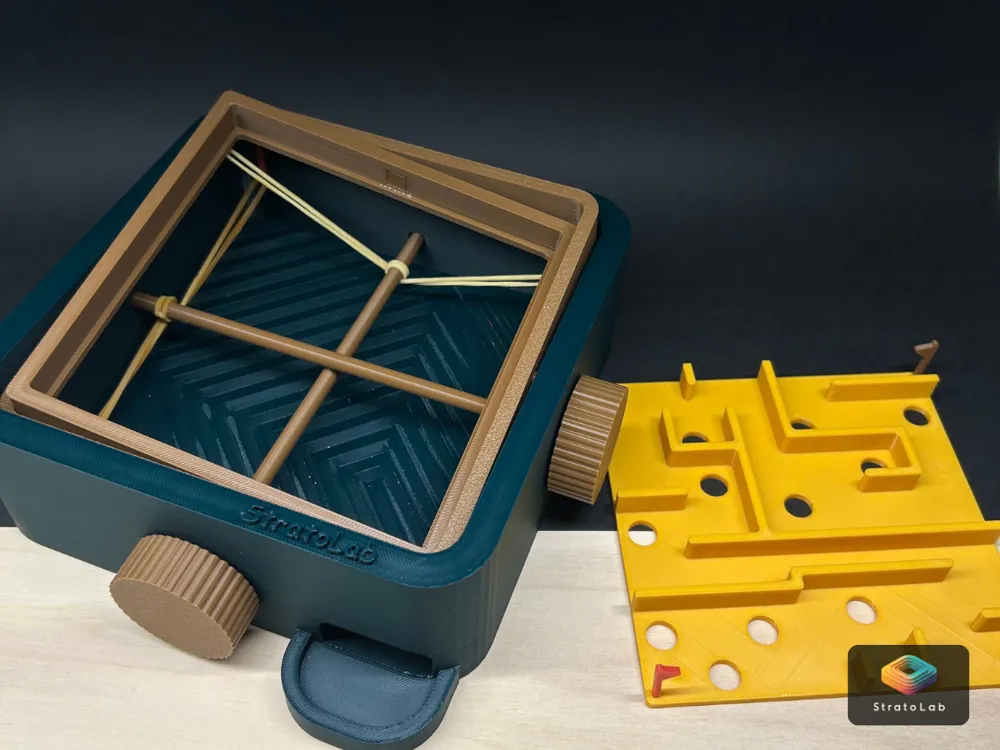 Maze Master by StratoLab MakerWorld: Download Free 3D Models