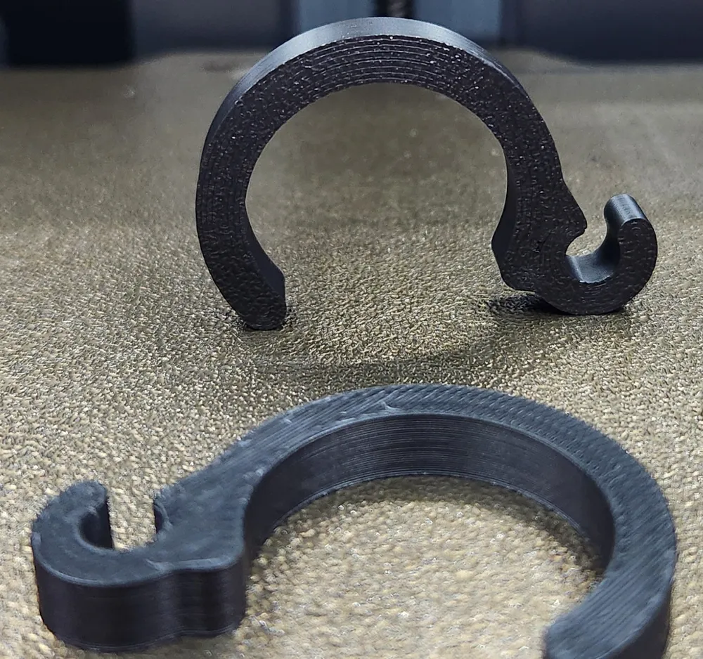 Rolling Walker Chair Cable Hook by Stephen Lewis - MakerWorld