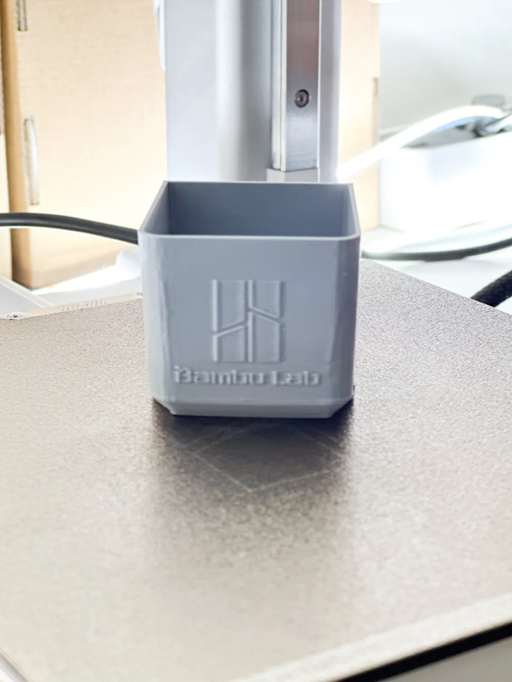 Bambu Lab A1 mini Box / Bambu Lab Logo Remixed by winni118100 - MakerWorld