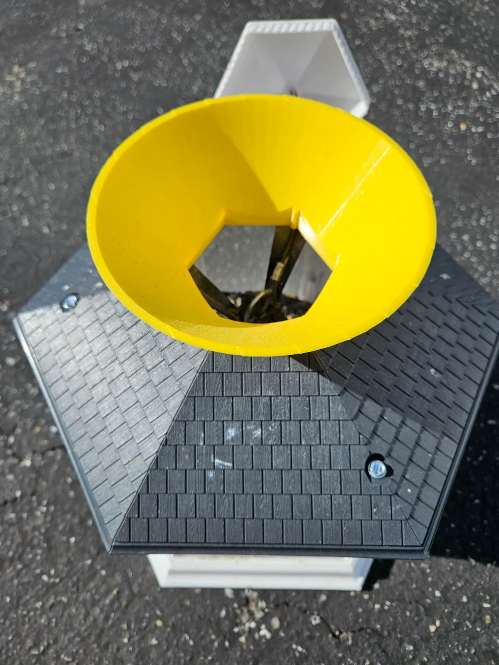 Hexagonal Bird Feeder Funnel by Poolshark314 - MakerWorld
