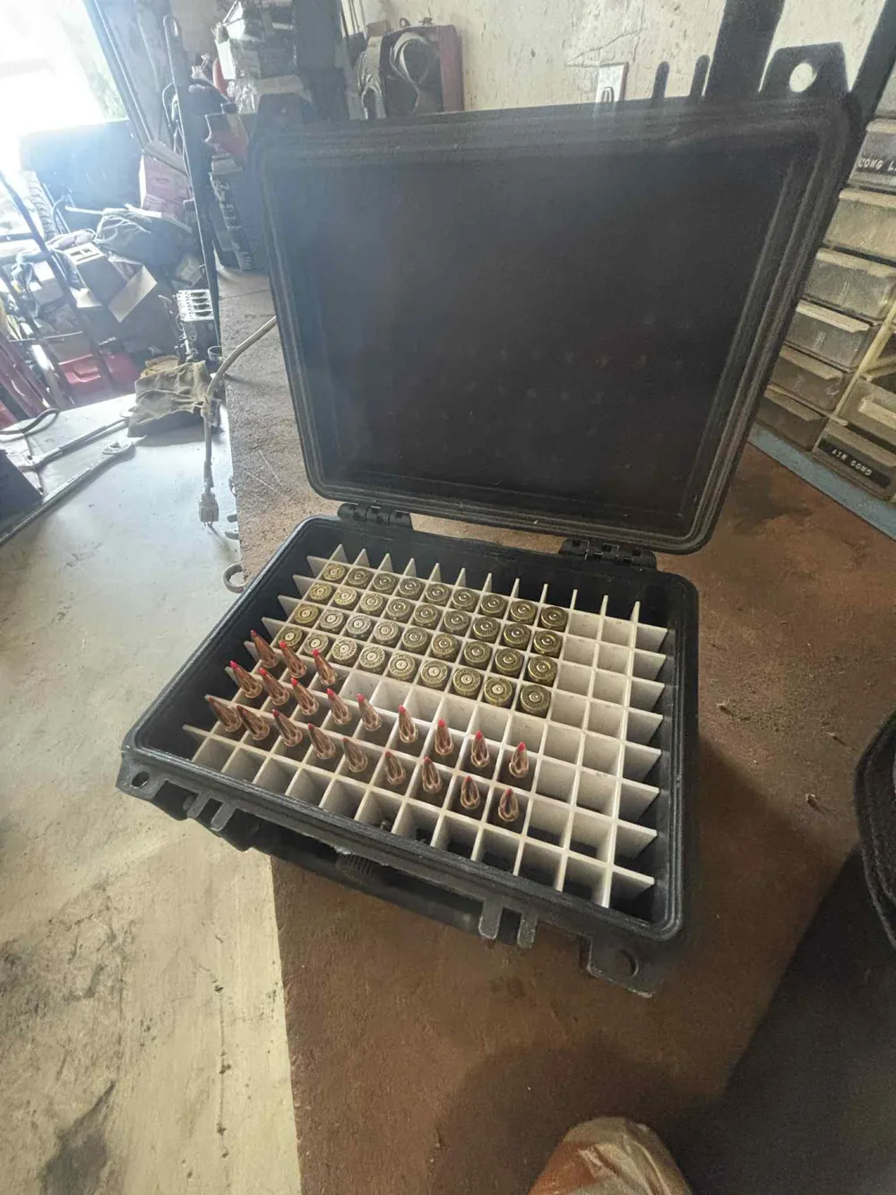 apache 1800 case insert magnum - Free 3D Print Model - MakerWorld