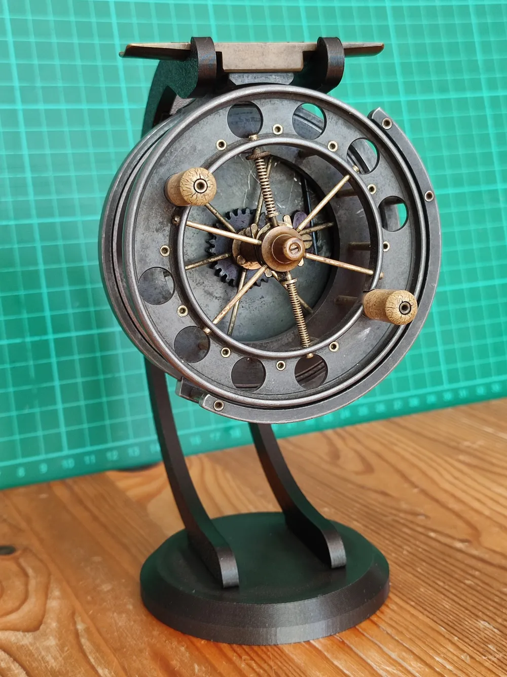 Fixed Spool/Spinning Reel Display Stand - Free 3D Print Model - MakerWorld