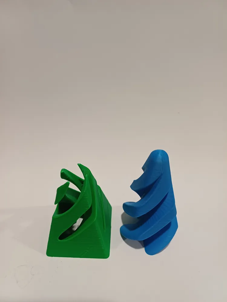 Vortex Pyramid Fidget - Free 3D Print Model - MakerWorld