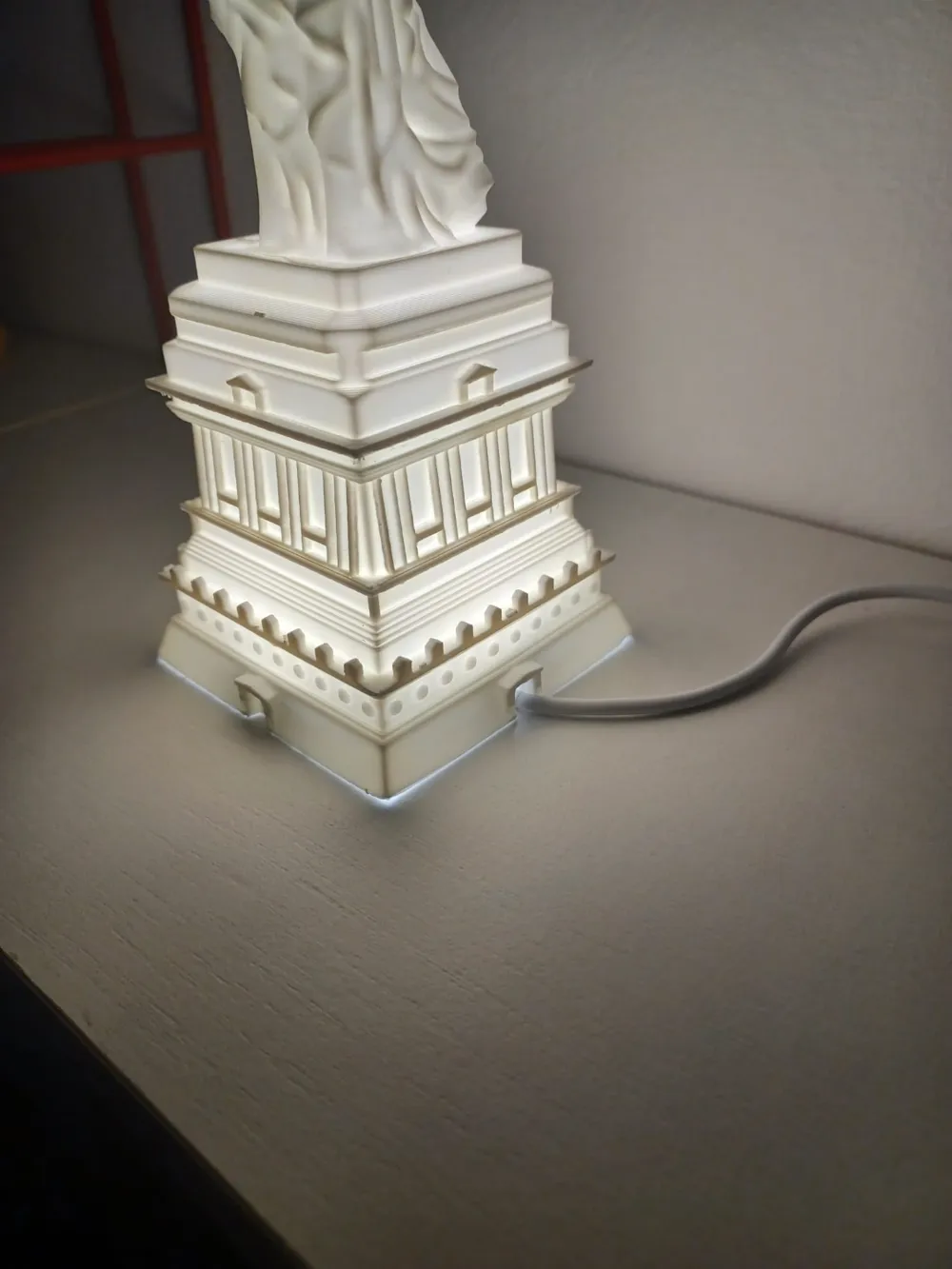 statue of liberty LED lamp by 51M0NMakerWorld: Download Free 3D Models